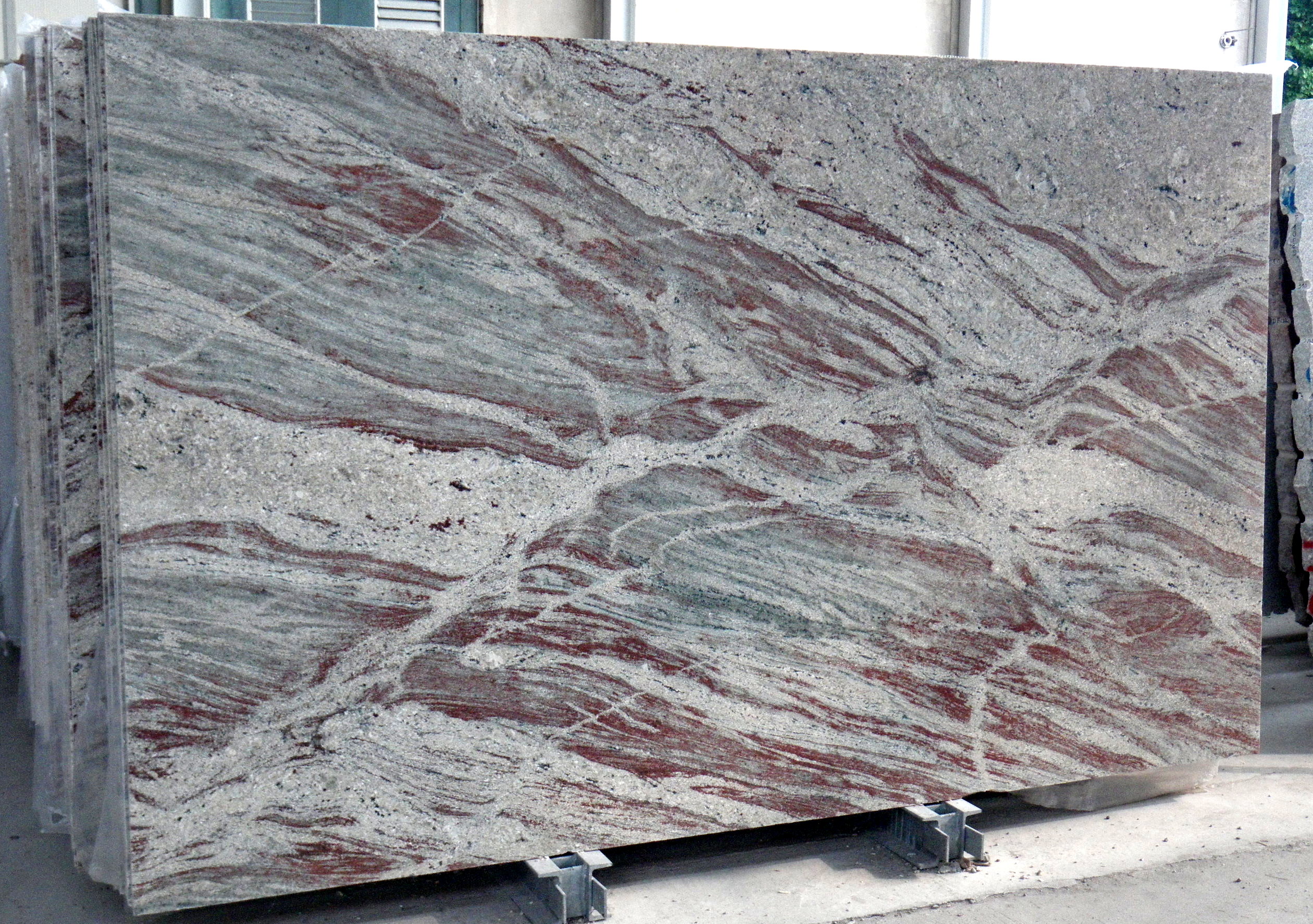 Silver Sparkle granite: slabs and blocks on sale | Ferrari Graniti