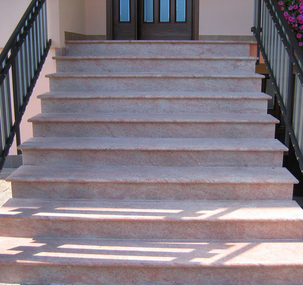 Scale esterne in Granito | Ferrari Graniti